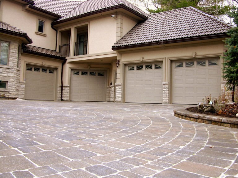 Driveway Interlock in Oakville - Hardscapes Id